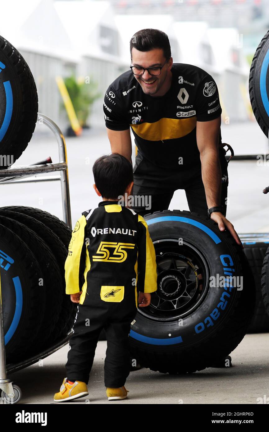 Young japan fan in hi-res stock photography and images - Alamy
