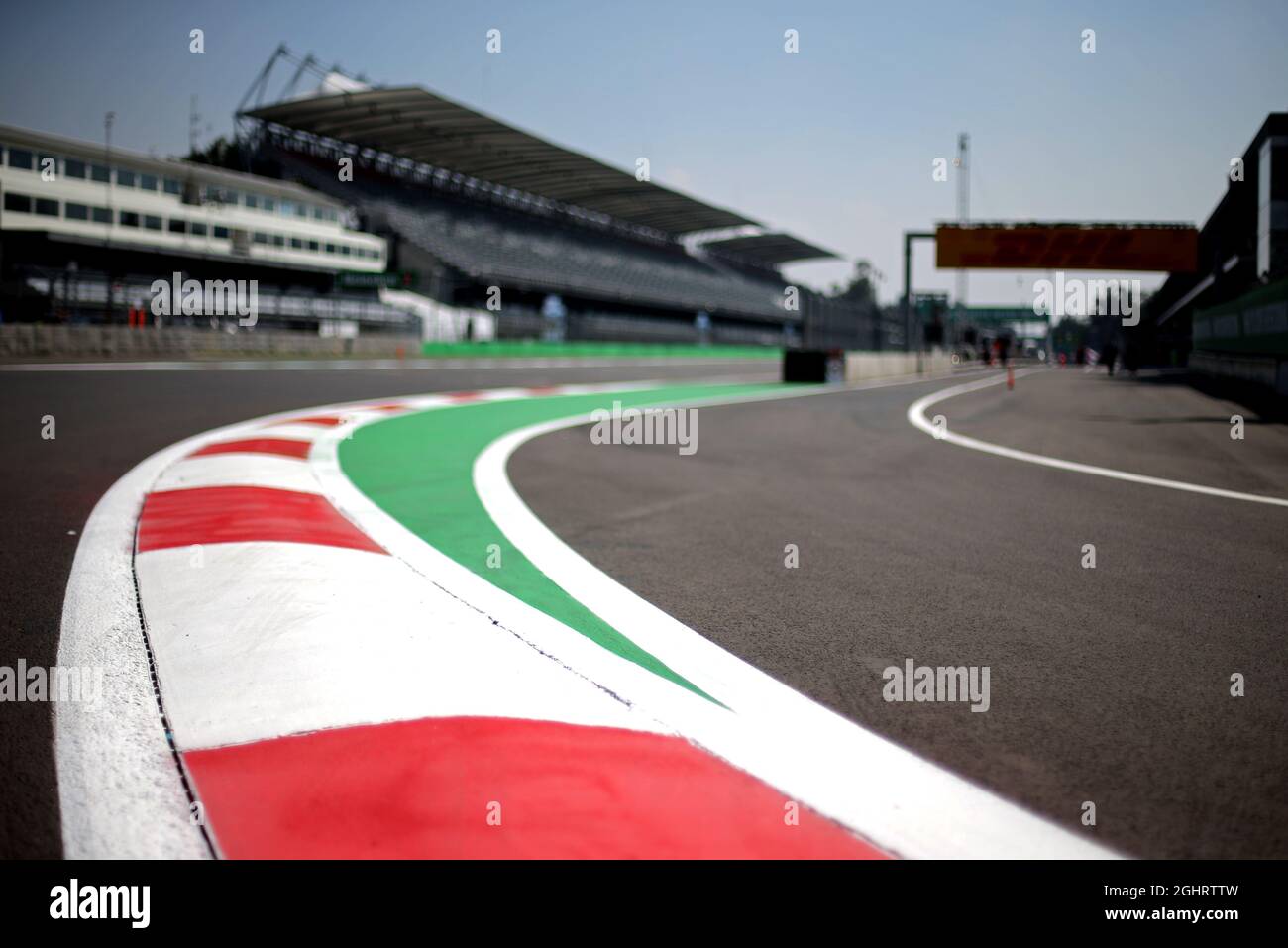 Pit lane entry hi-res stock photography and images - Alamy