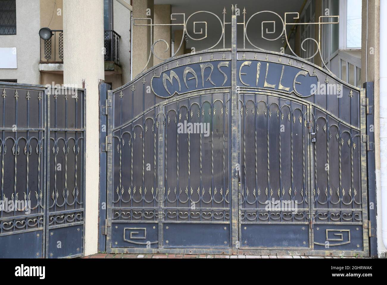 French boulevard hi-res stock photography and images - Alamy
