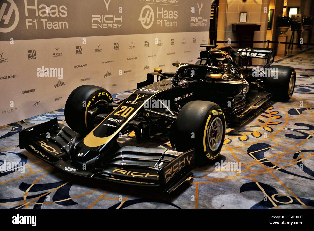New livery on the Haas VF-18 with Rich Energy title sponsorship. 27.02. ...