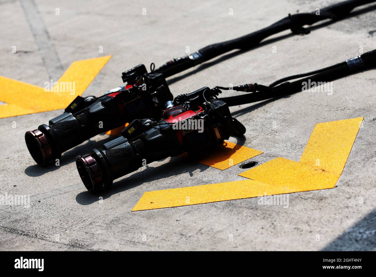 Air guns hi-res stock photography and images - Alamy