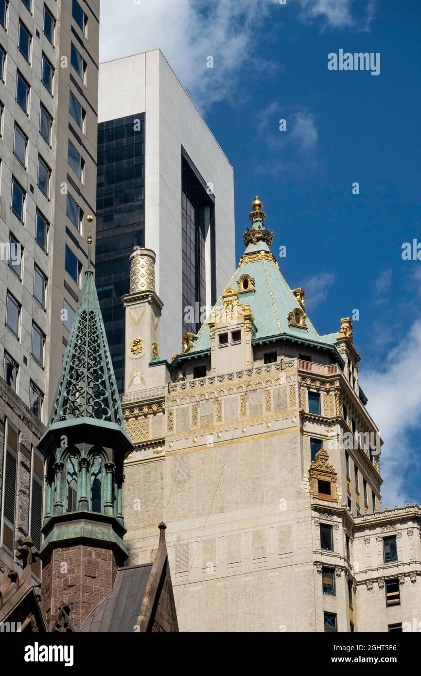 Crown building – new york hi-res stock photography and images - Alamy