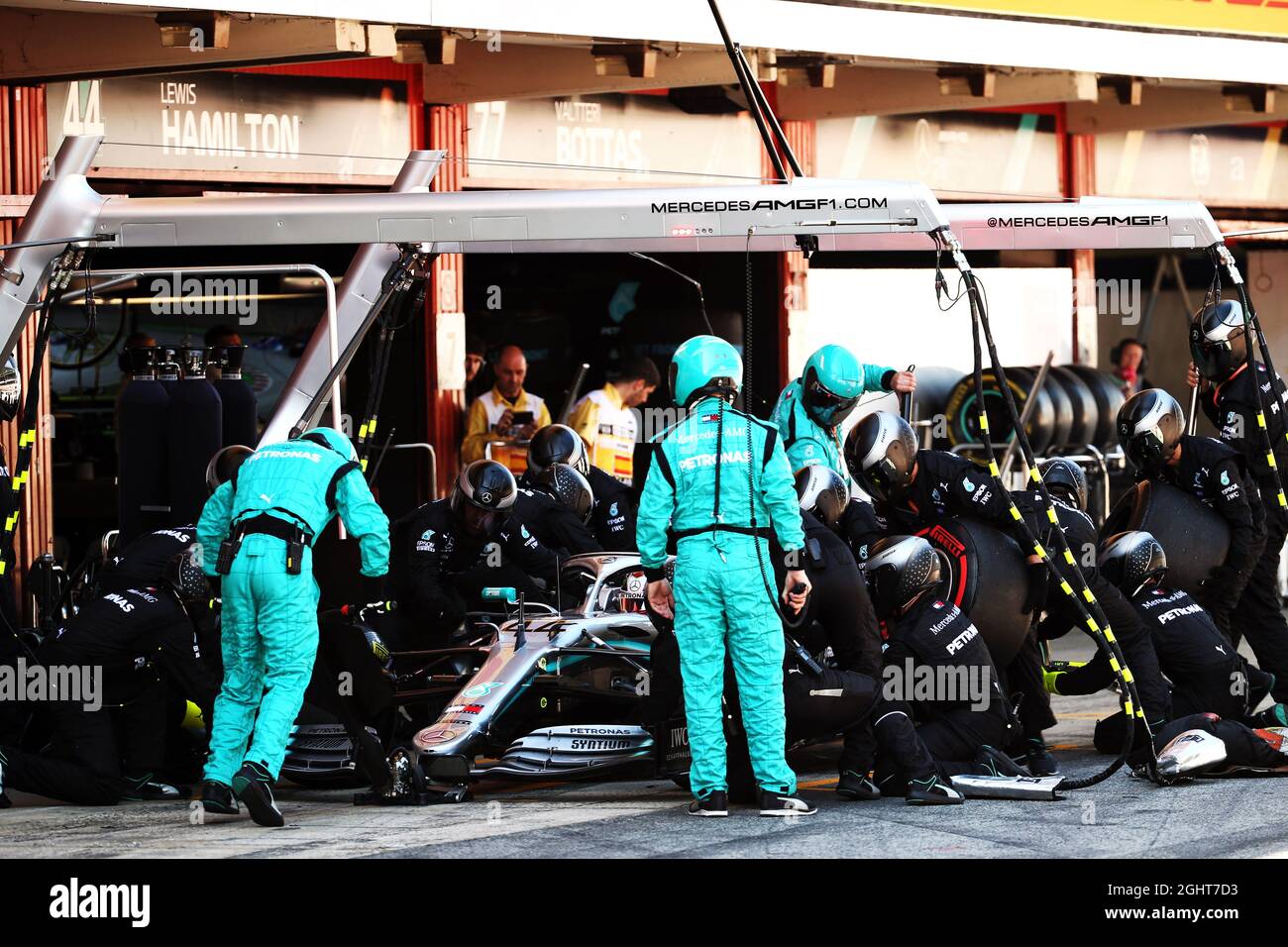 Mercedes amg f1 makes a pit stop hi-res stock photography and images ...