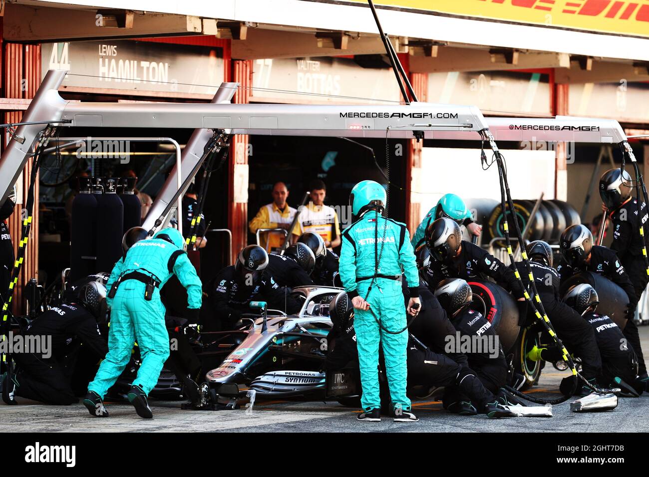 Mercedes amg f1 makes a pit stop hi-res stock photography and images ...