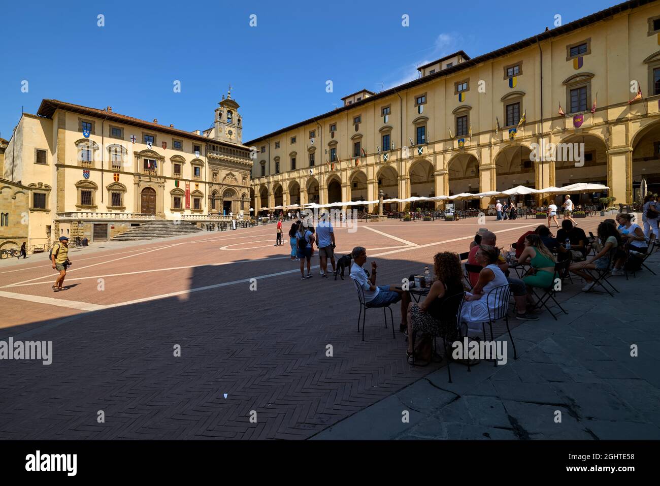 Piazza grande hi-res stock photography and images - Alamy
