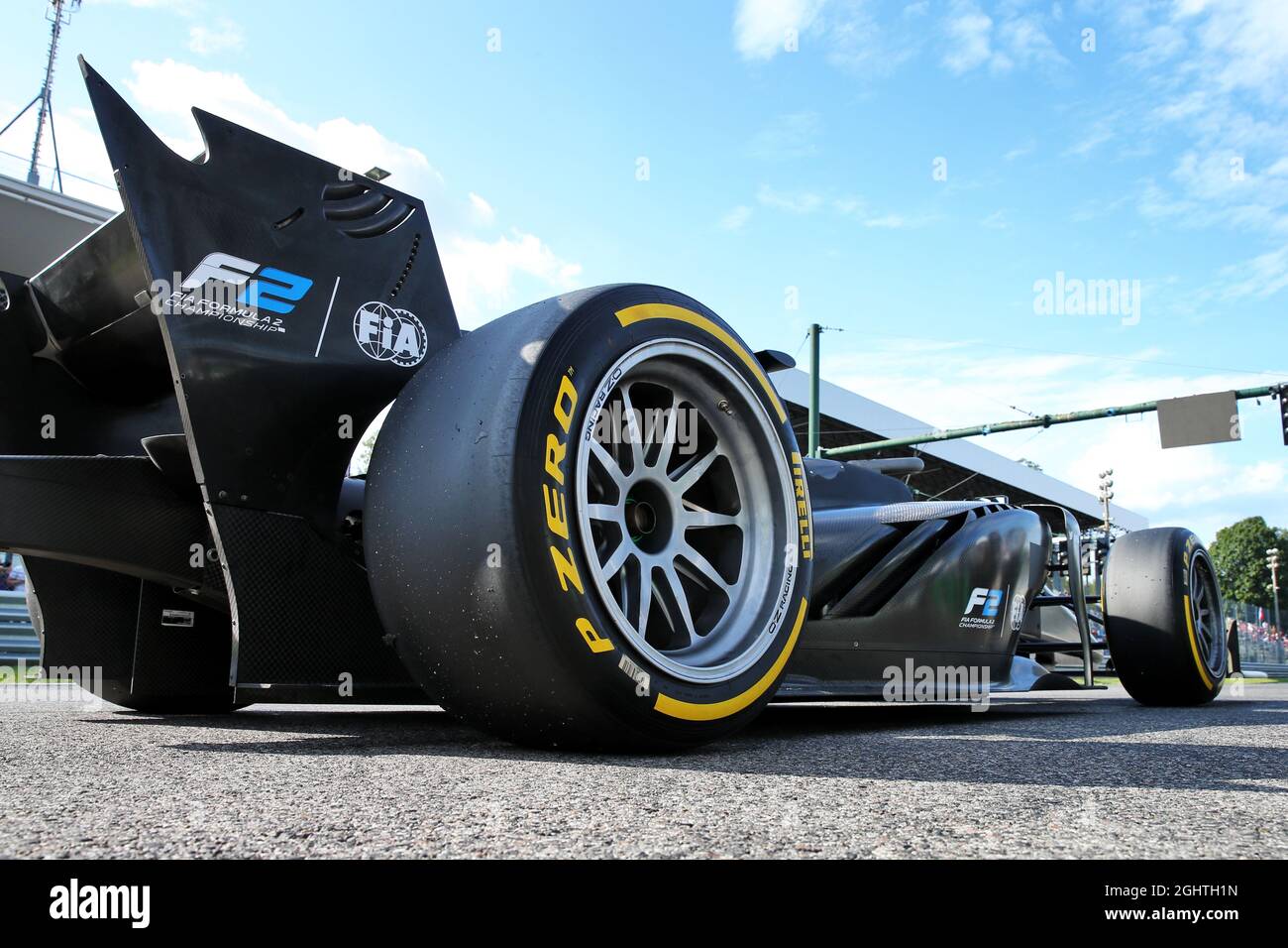 Car tyres formula one hi-res stock photography and images - Alamy