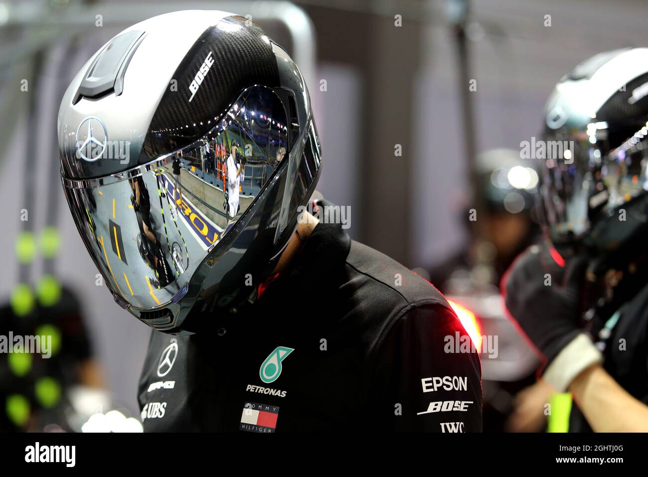 Mercedes amg f1 make a pit stop hi-res stock photography and images - Alamy