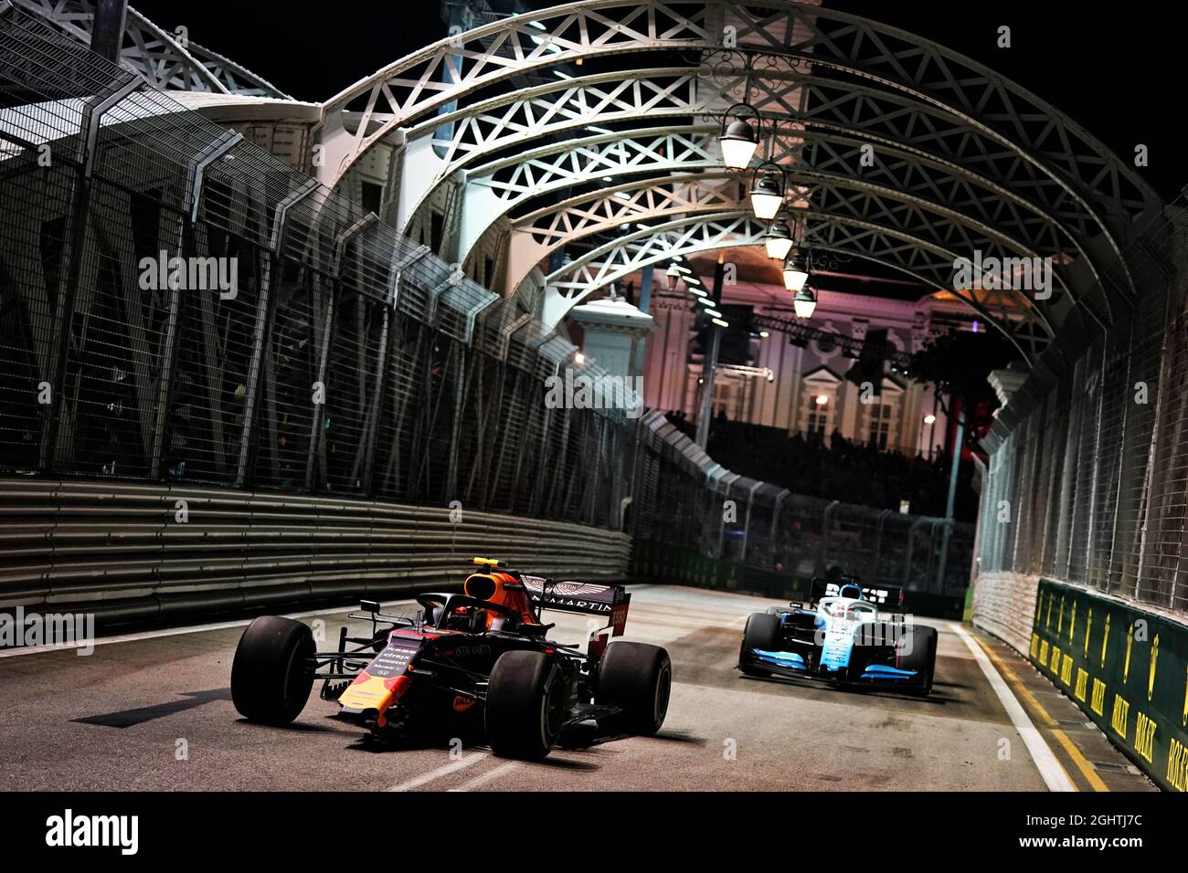 Alexander Albon (THA) Red Bull Racing RB15 with a broken front wing in ...