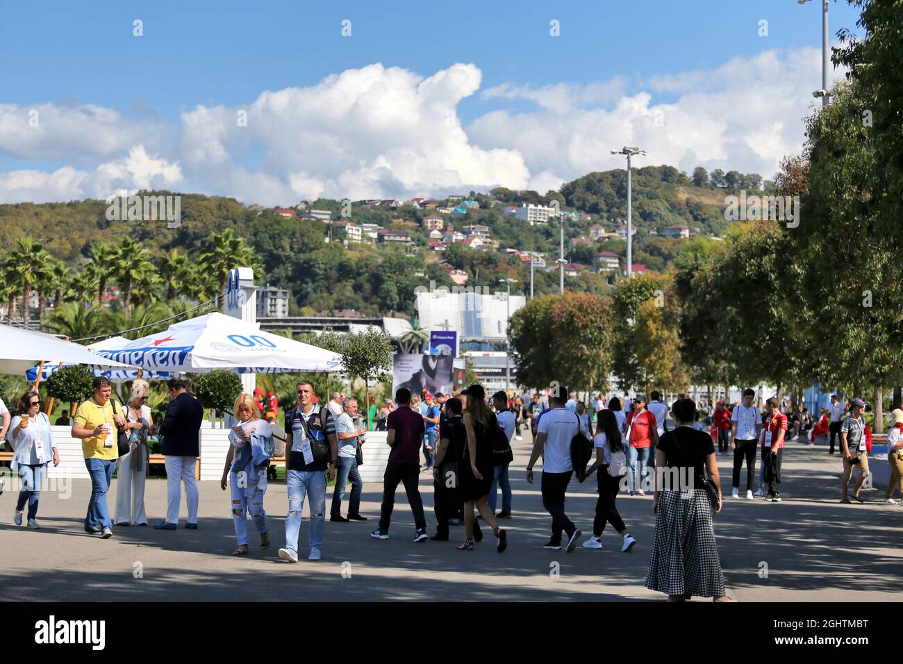 Circuit atmosphere fanzone hi-res stock photography and images - Alamy