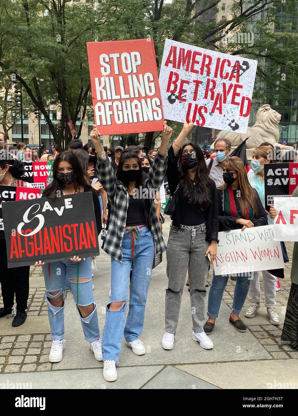 Stop killing women hi-res stock photography and images - Alamy