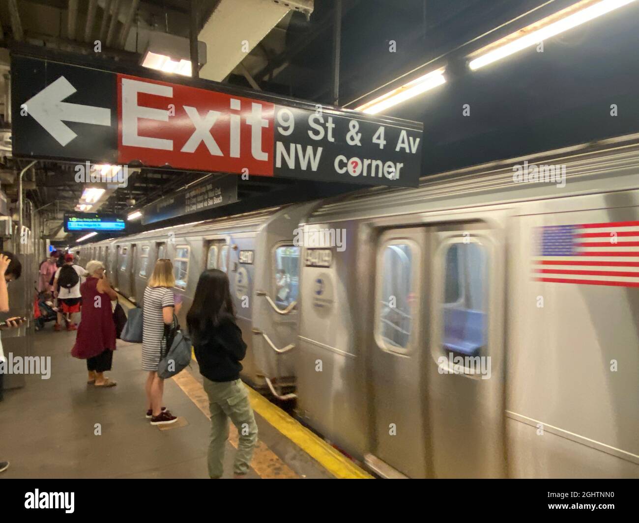 R Train Express Sofia The First