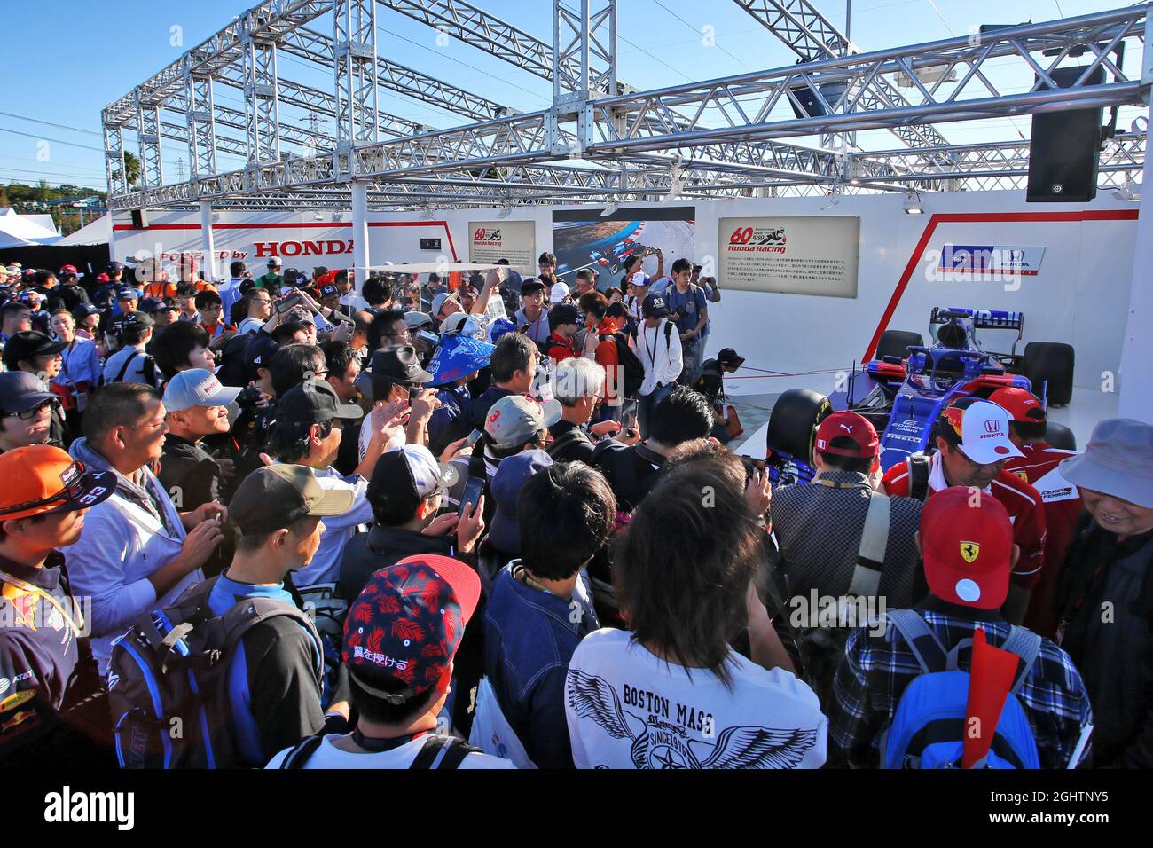Circuit atmosphere - Fans in the Fan Zone. 13.10.2019. Formula 1 World ...