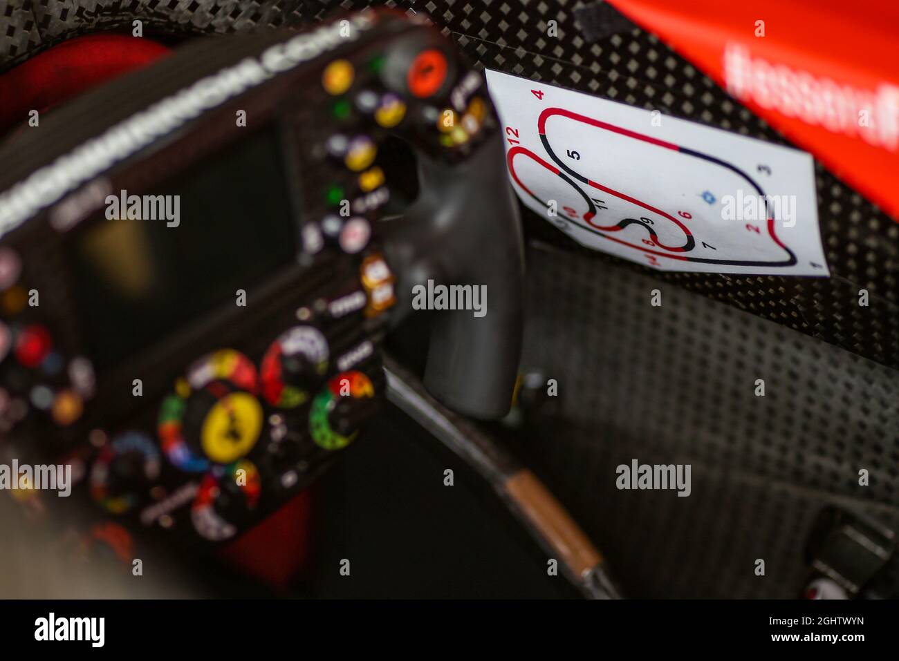 Formel 1 ferrari cockpit hi-res stock photography and images - Alamy