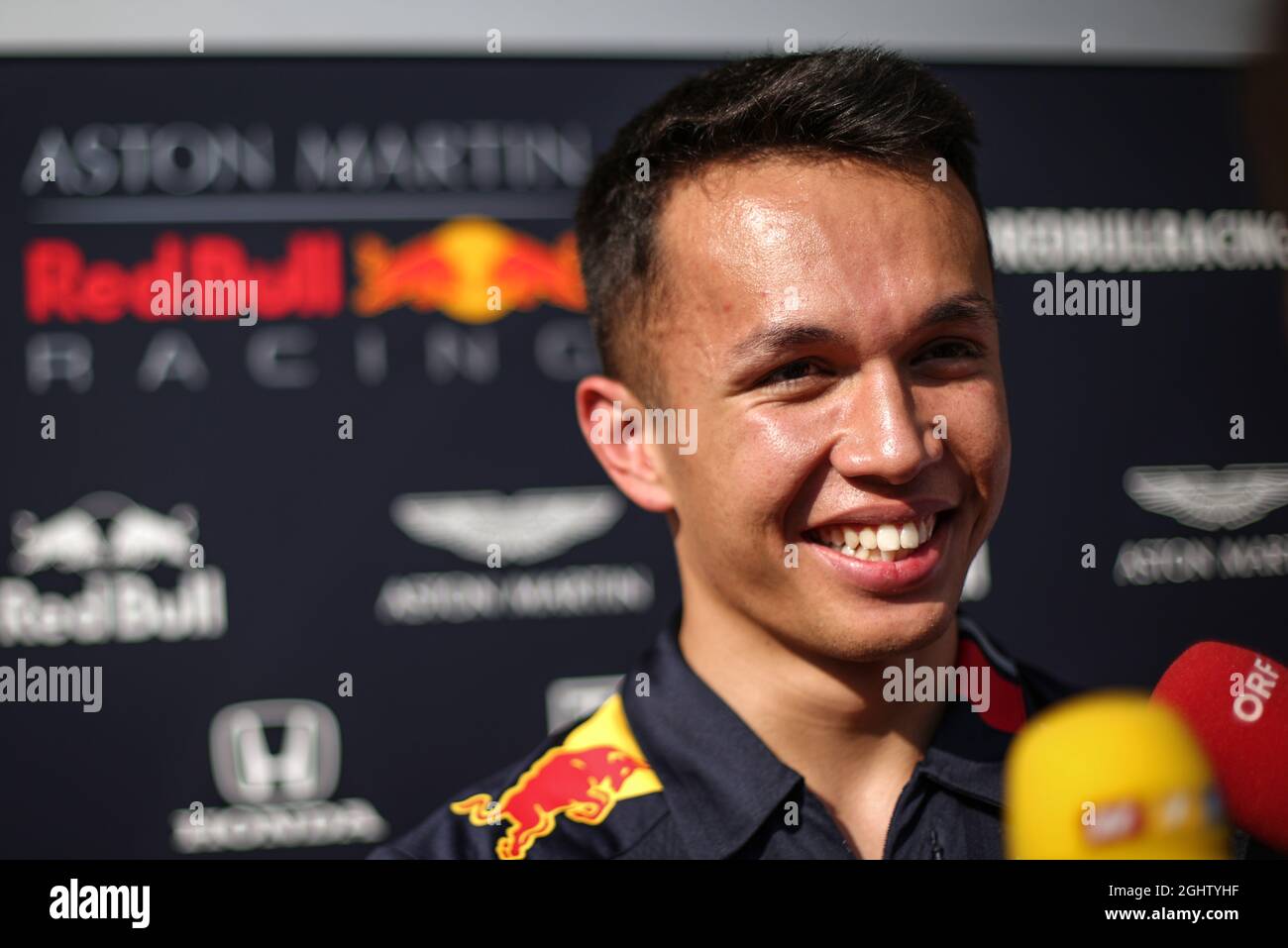 Alexander Albon (THA) Red Bull Racing. 28.11.2019. Formula 1 World ...