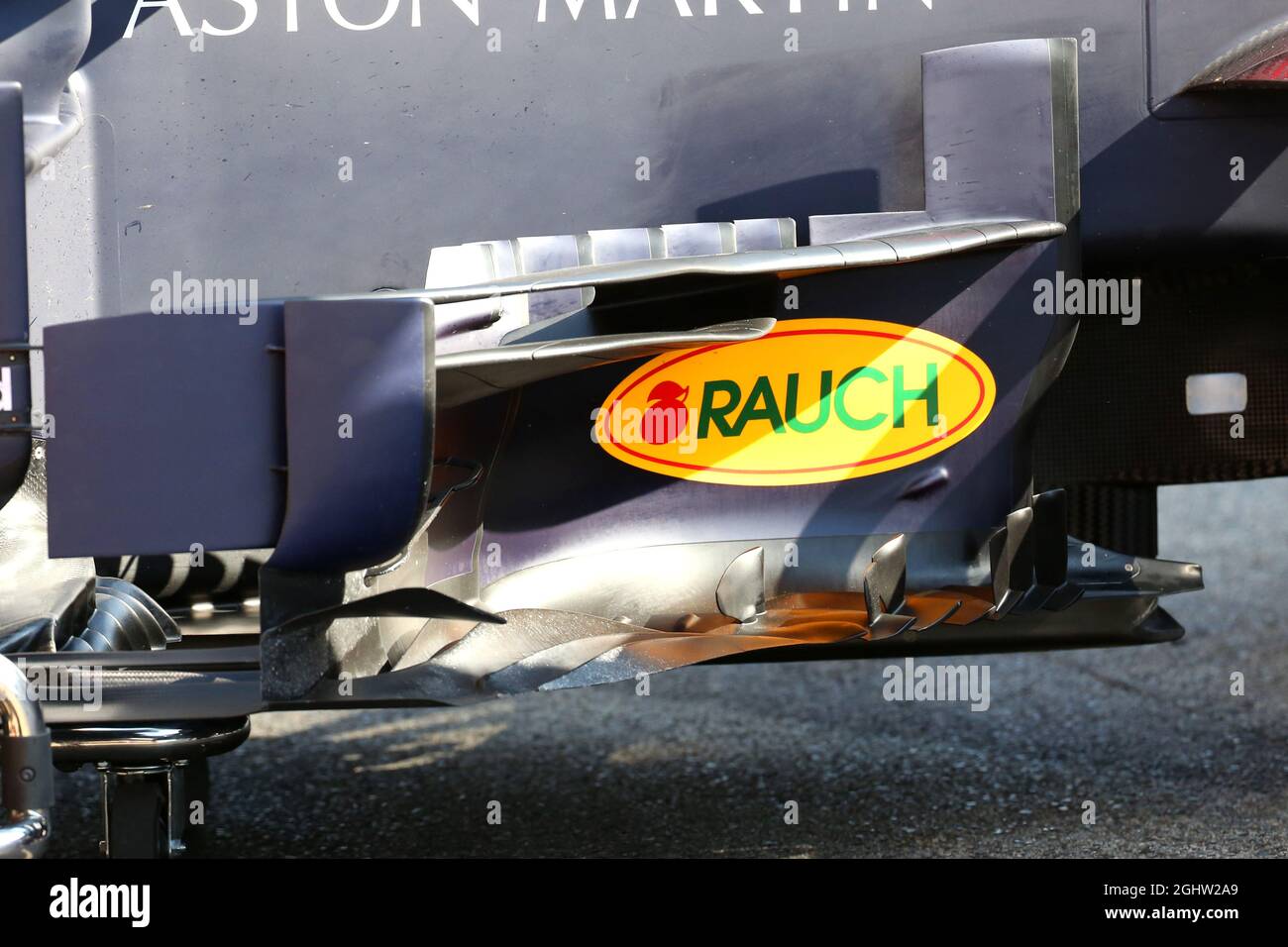 Sidepod hi-res stock photography and images - Alamy