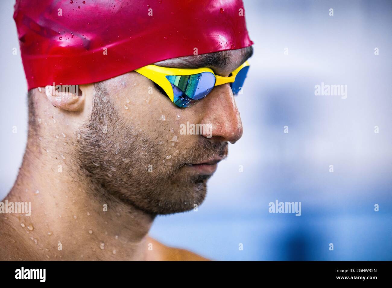 Red swim cap hi-res stock photography and images - Alamy