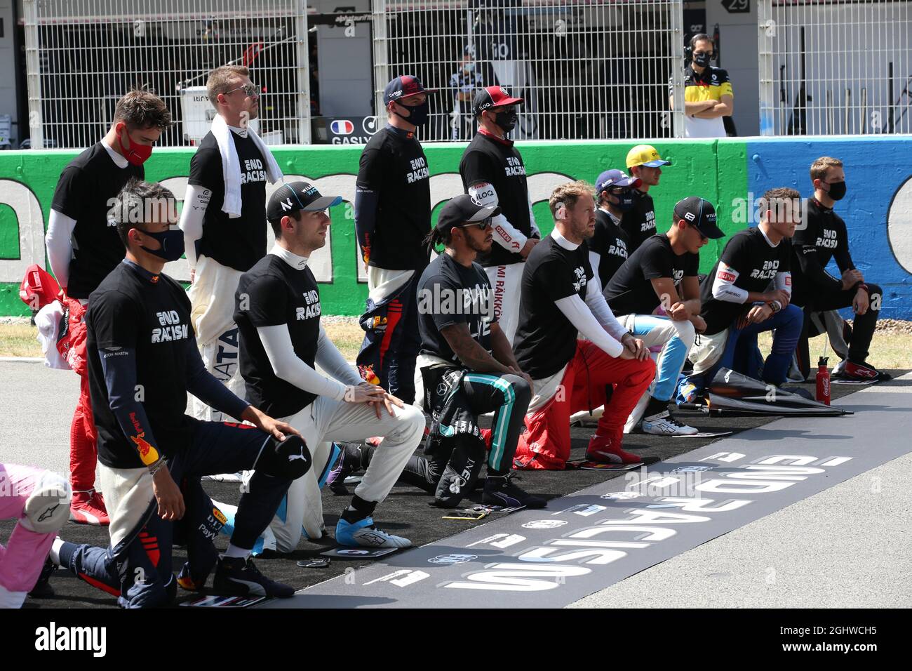 Drivers on the grid with end racism message. 16.08.2020. Formula 1 ...