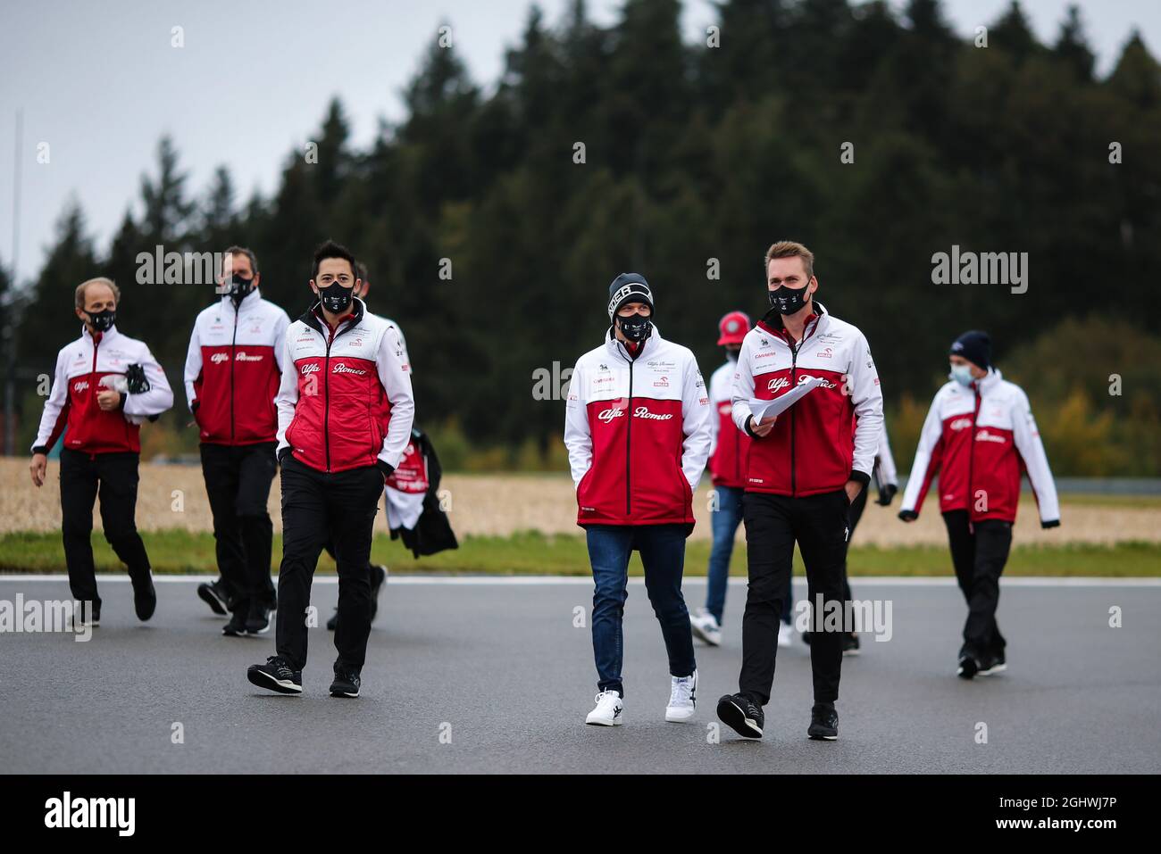 Alfa romeo racing walks circuit team hi-res stock photography and ...