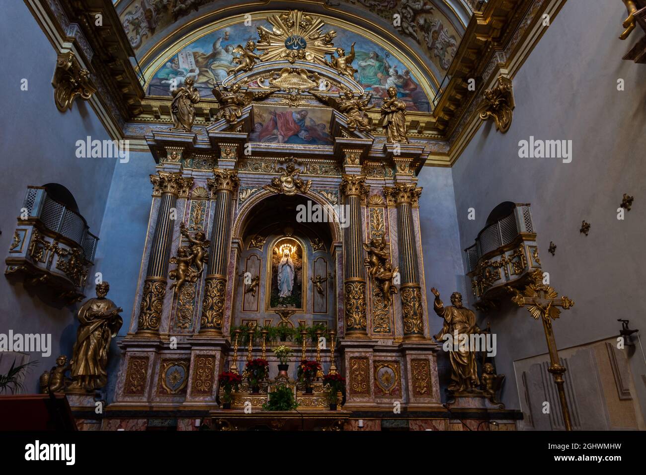 Santa chiara assisi cross hi-res stock photography and images - Alamy
