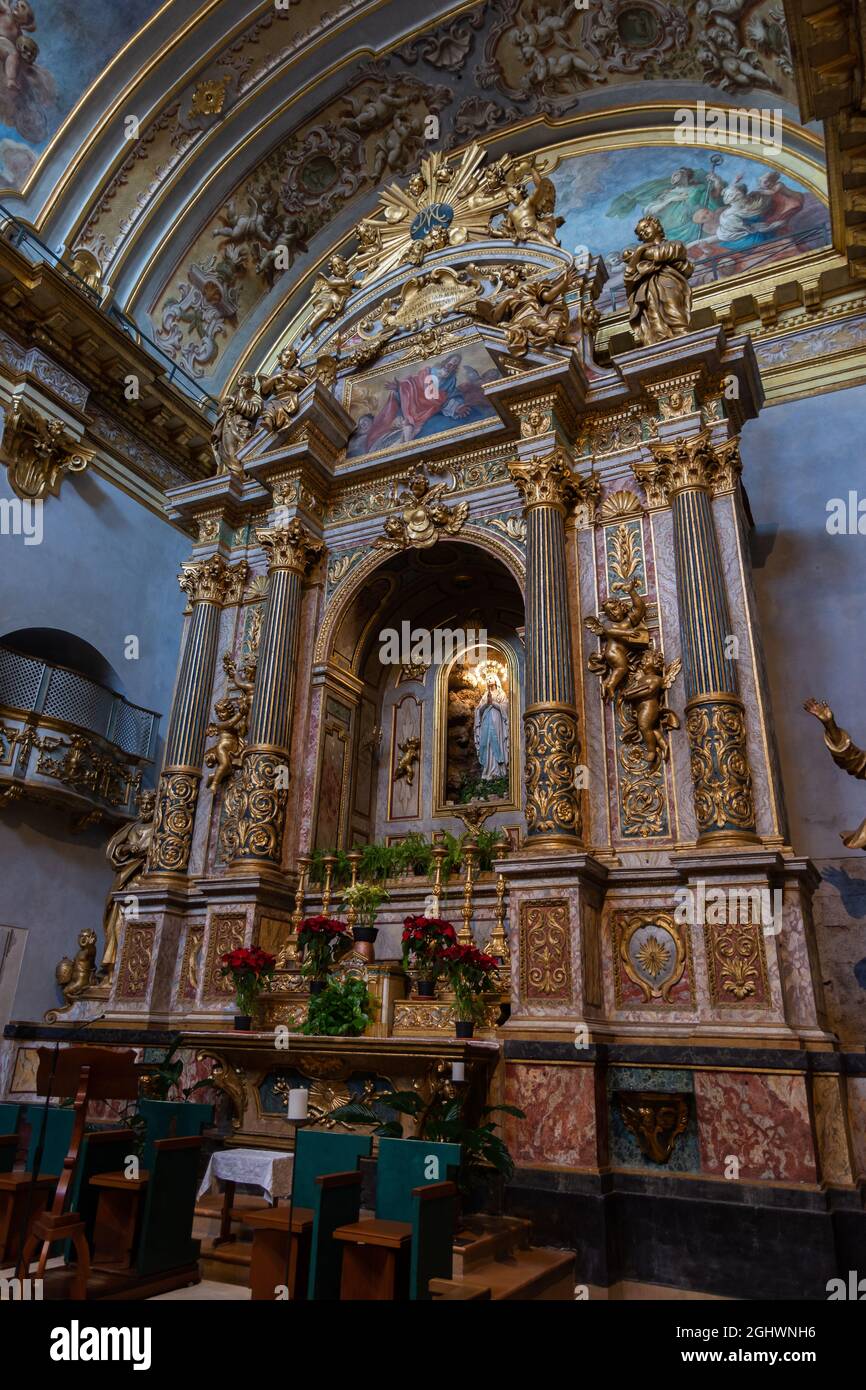 Santa chiara assisi cross hi-res stock photography and images - Alamy