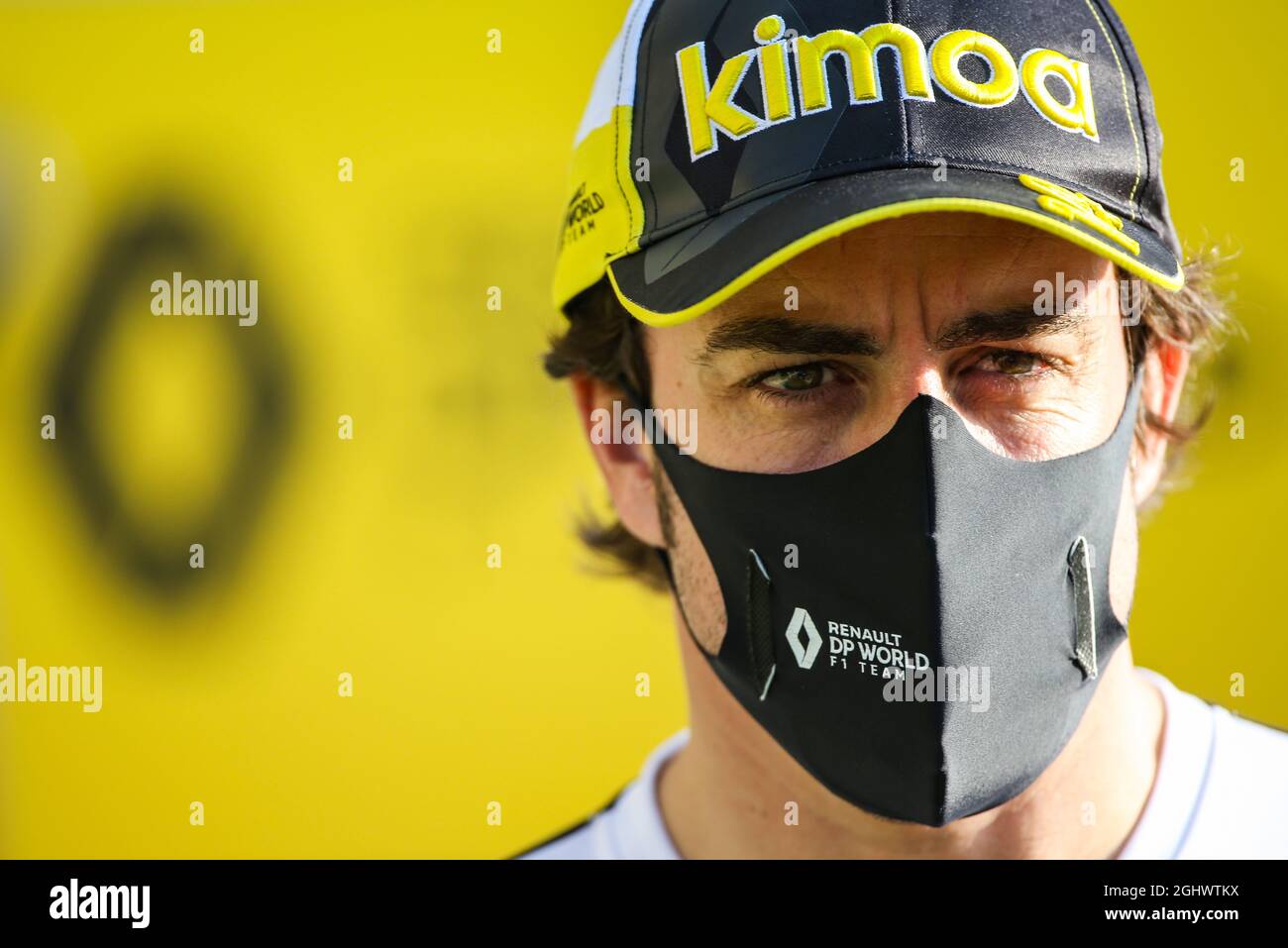 Fernando alonso renault 04 hi-res stock photography and images - Alamy