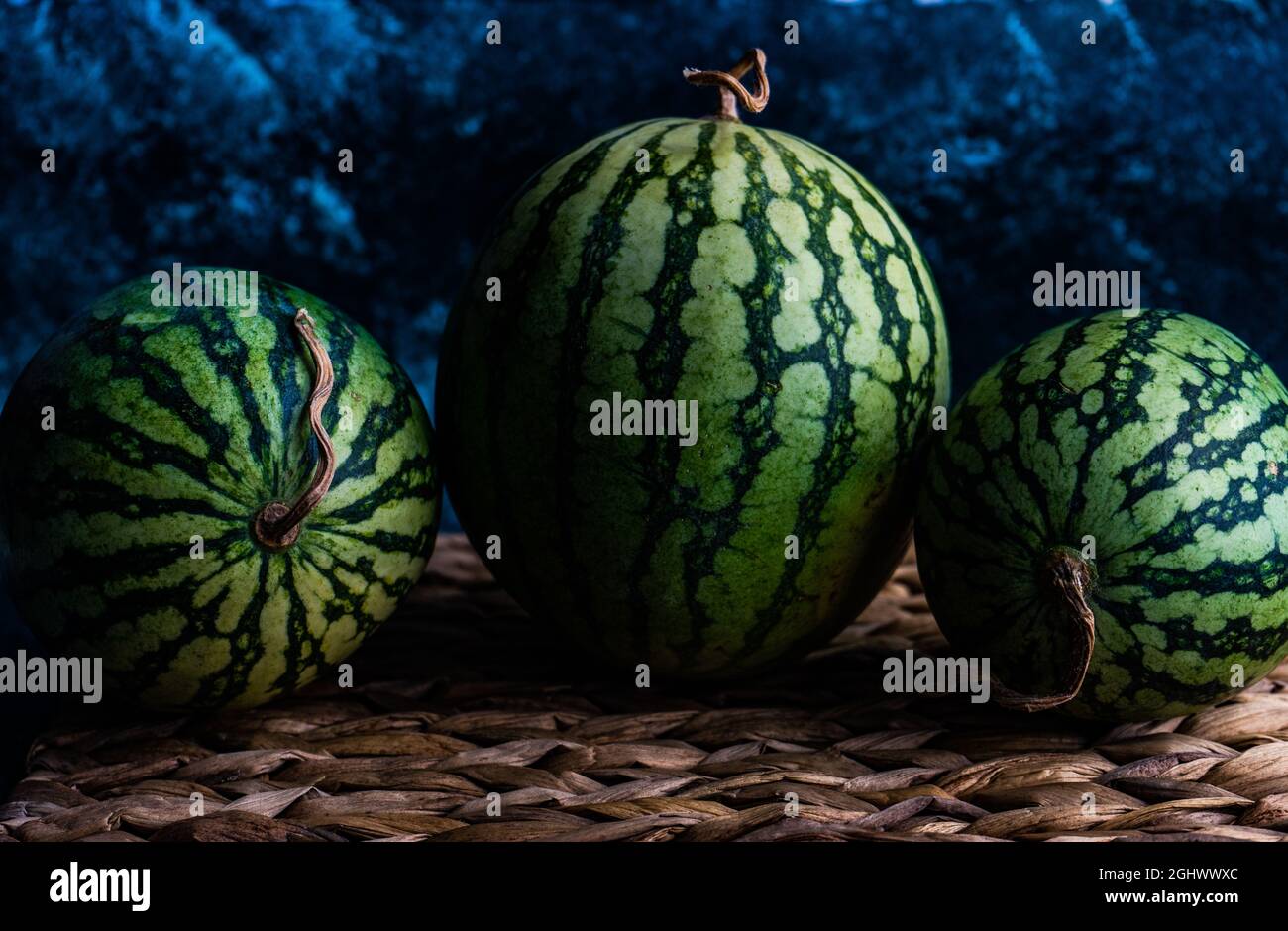 Size of watermelons hi-res stock photography and images - Alamy