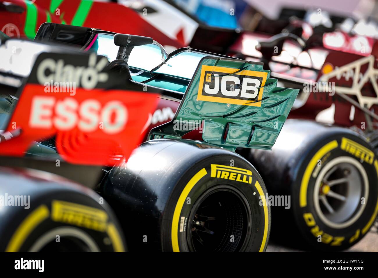 F1 rear wing hi-res stock photography and images - Alamy