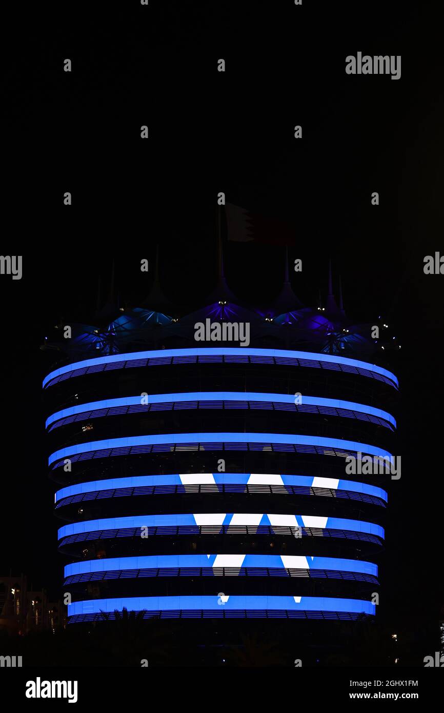 Bahrain grand prix building hi-res stock photography and images - Alamy