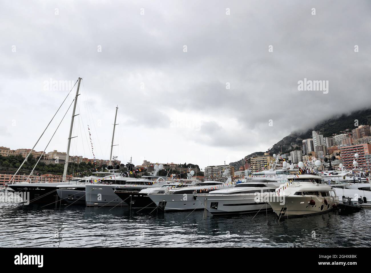 Monaco grand prix 2021 harbour hi-res stock photography and images - Alamy