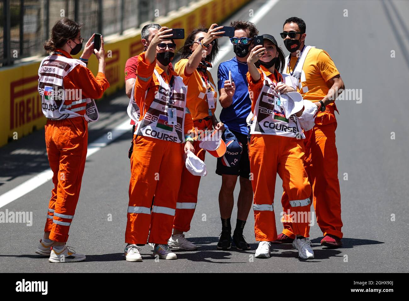 F1 marshals hi-res stock photography and images - Alamy