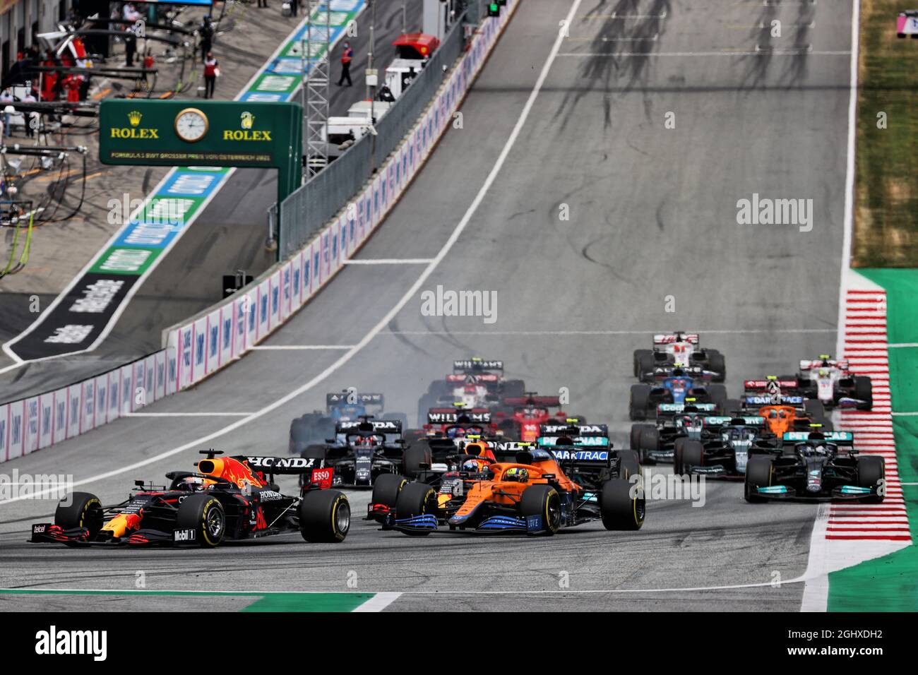 Formula one race start verstappen leads hi-res stock photography and ...