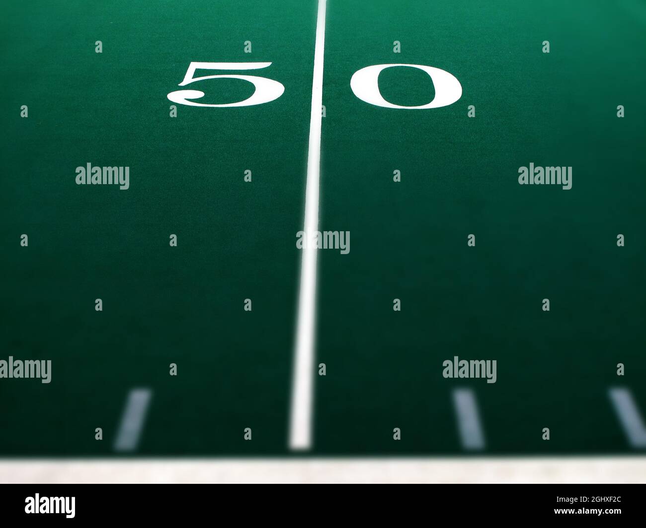 50 yard marker hi-res stock photography and images - Alamy