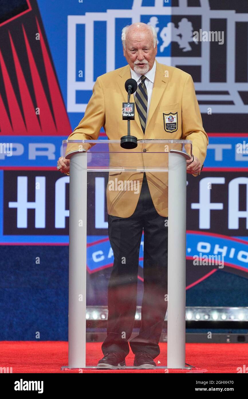 Inductee Cliff Harris speaks during the Pro Football Hall of Fame Class ...
