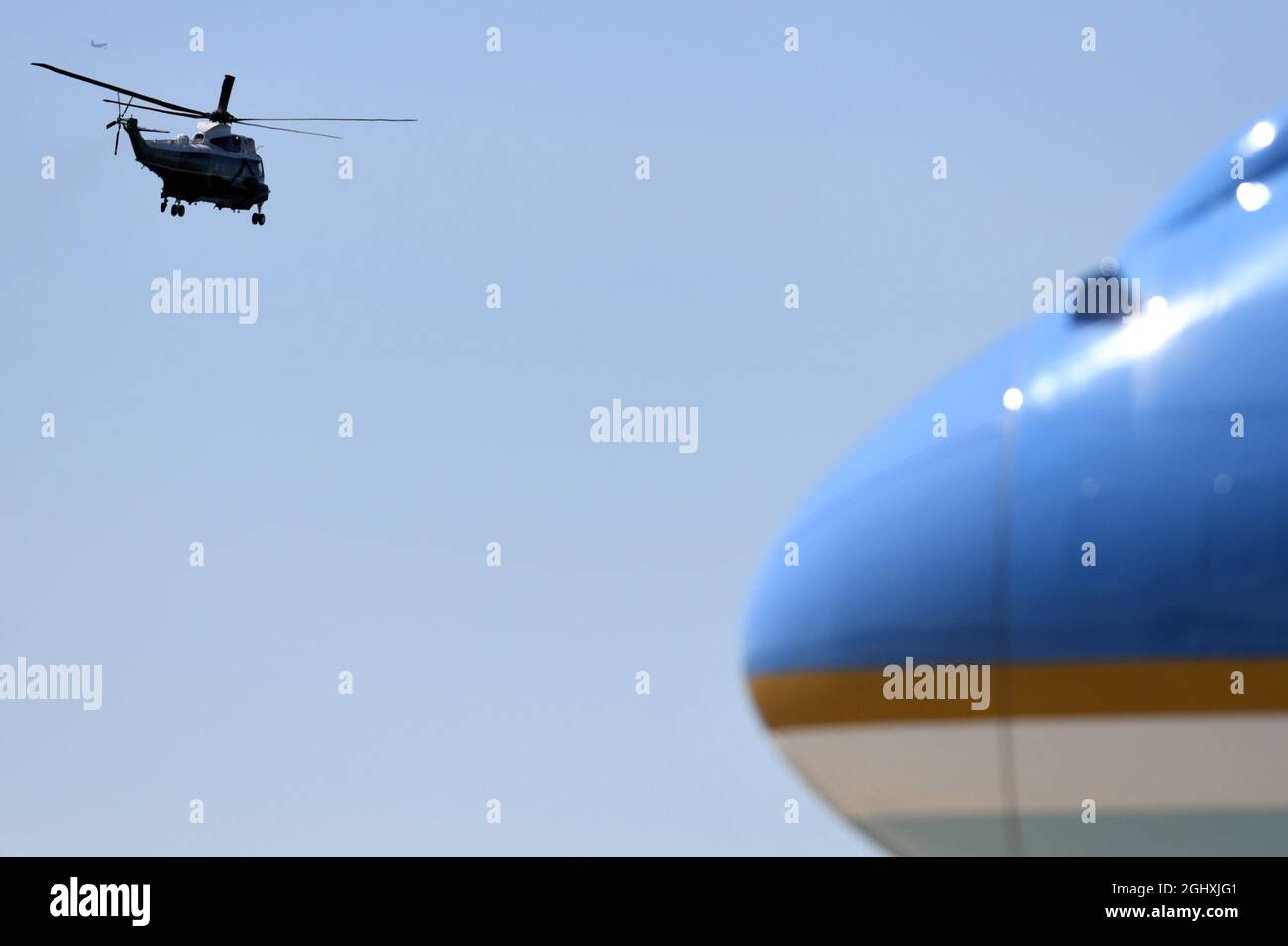 New York, USA. 07th Sep, 2021. Marine One helicopter carrying President ...