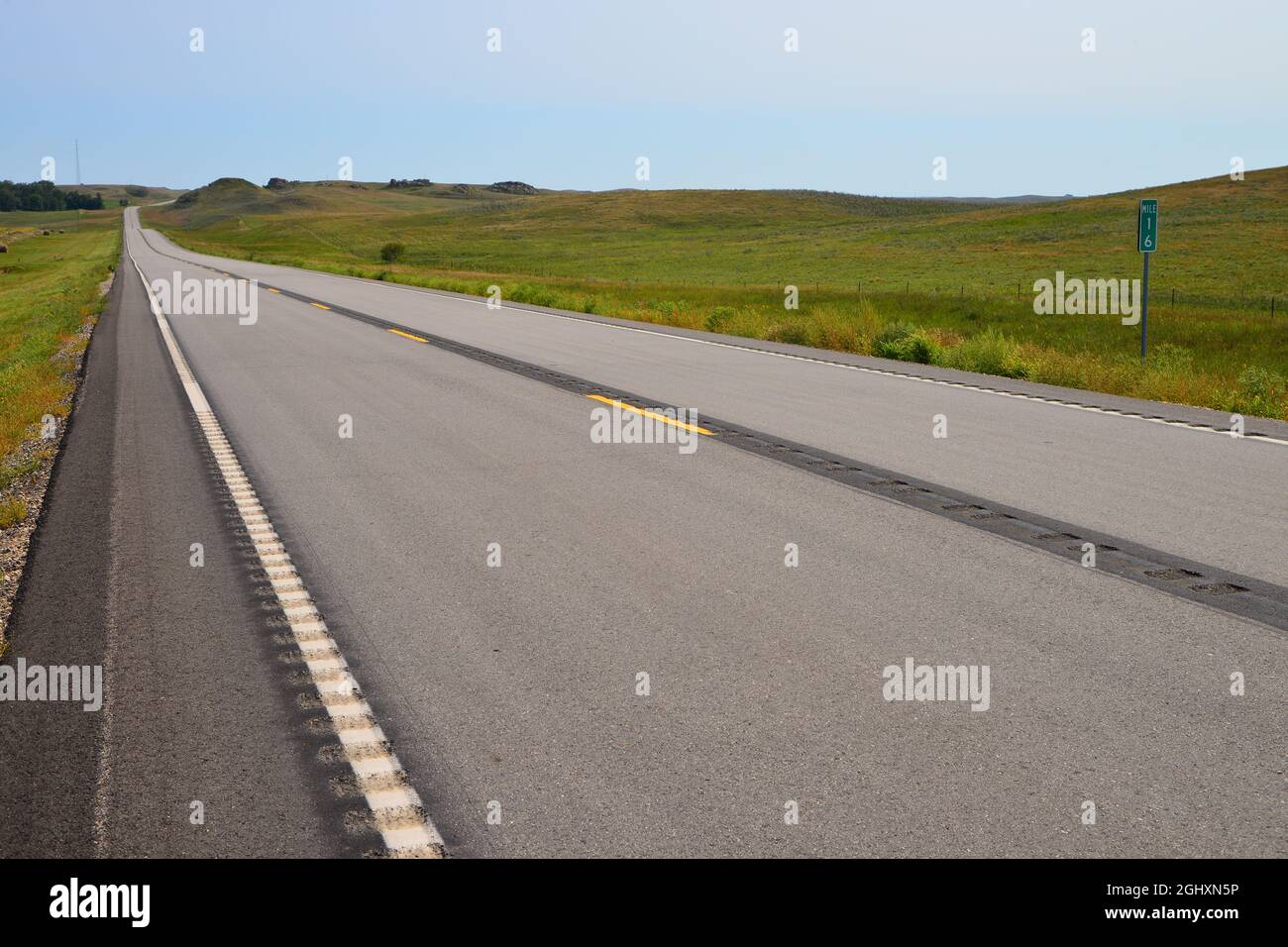 Drive wide hi-res stock photography and images - Alamy