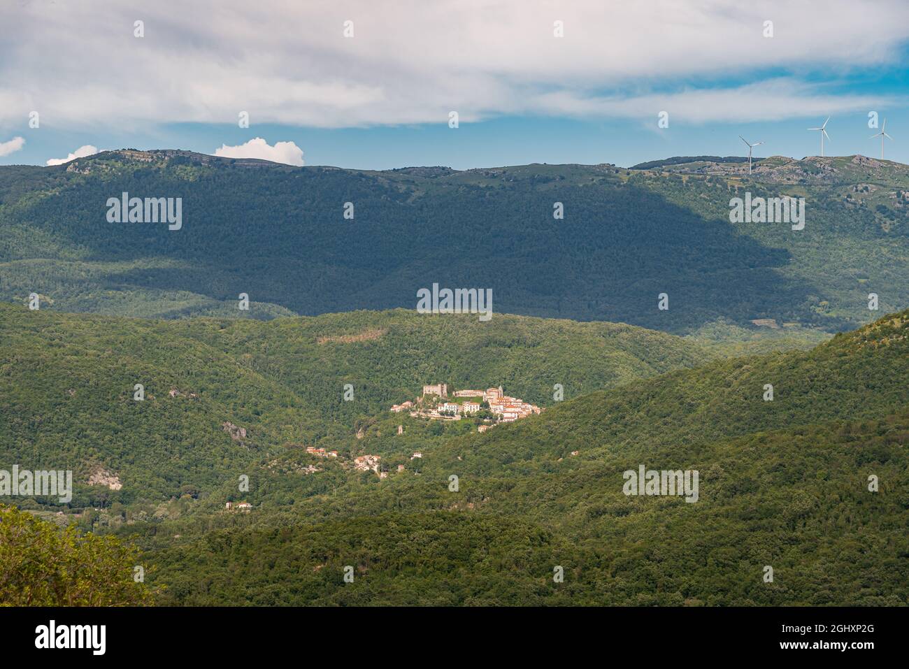 Carpinone. Carpinone is an Italian town of 1,075 inhabitants in the ...