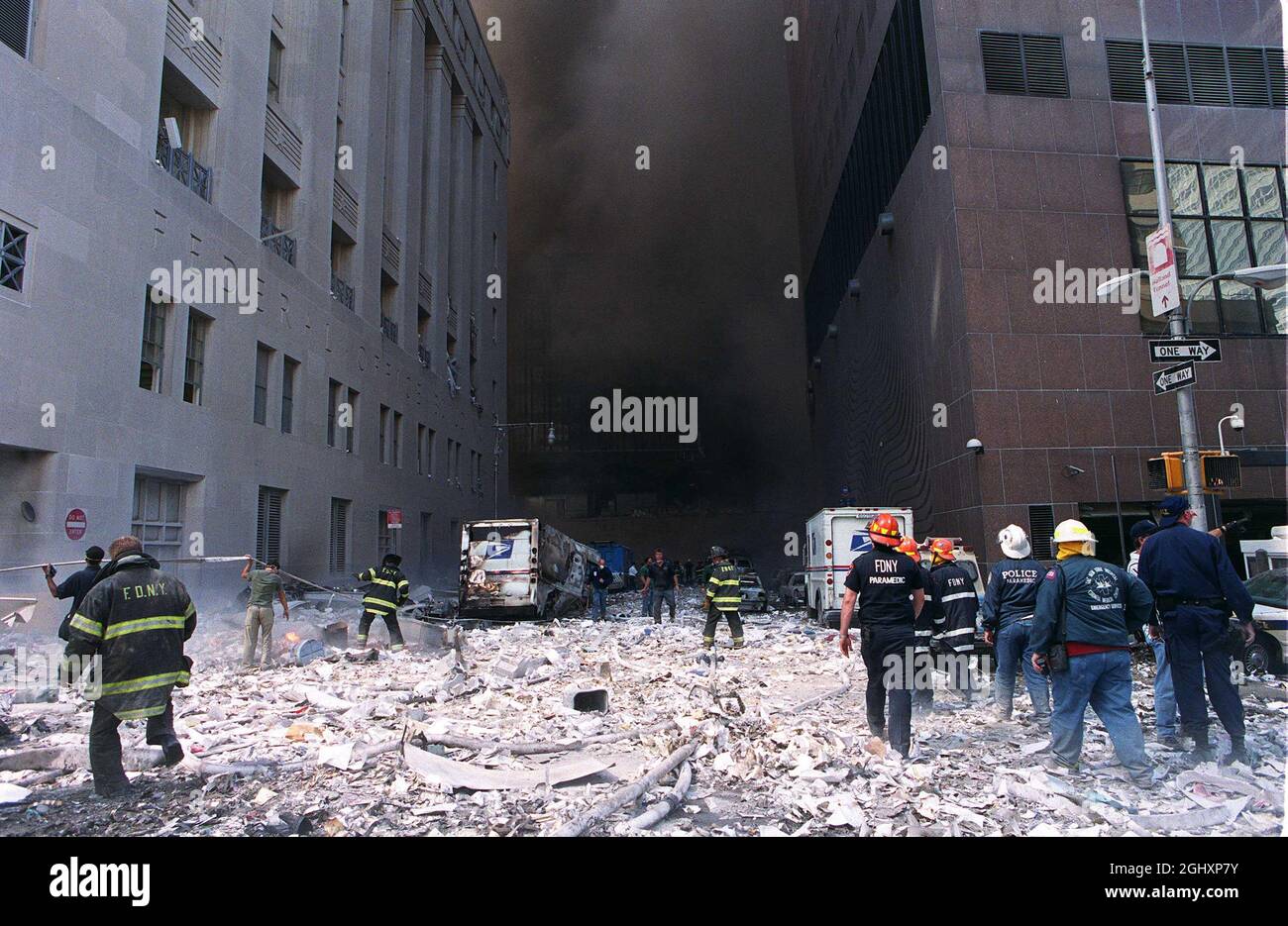 New York, USA. 11th Sep, 2001. Rescue crews work next to the WTC after ...