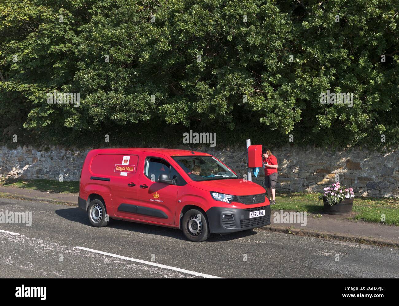 Post office van box hi-res stock photography and images - Alamy