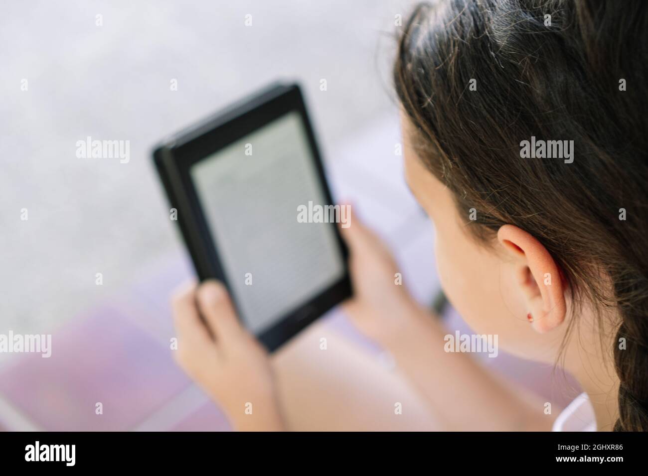Digital book device hi-res stock photography and images - Alamy