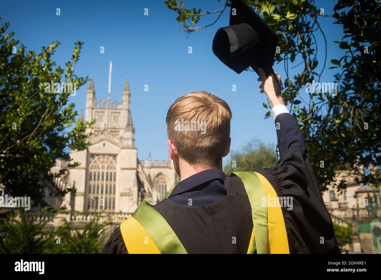 Black gown hi-res stock photography and images - Alamy