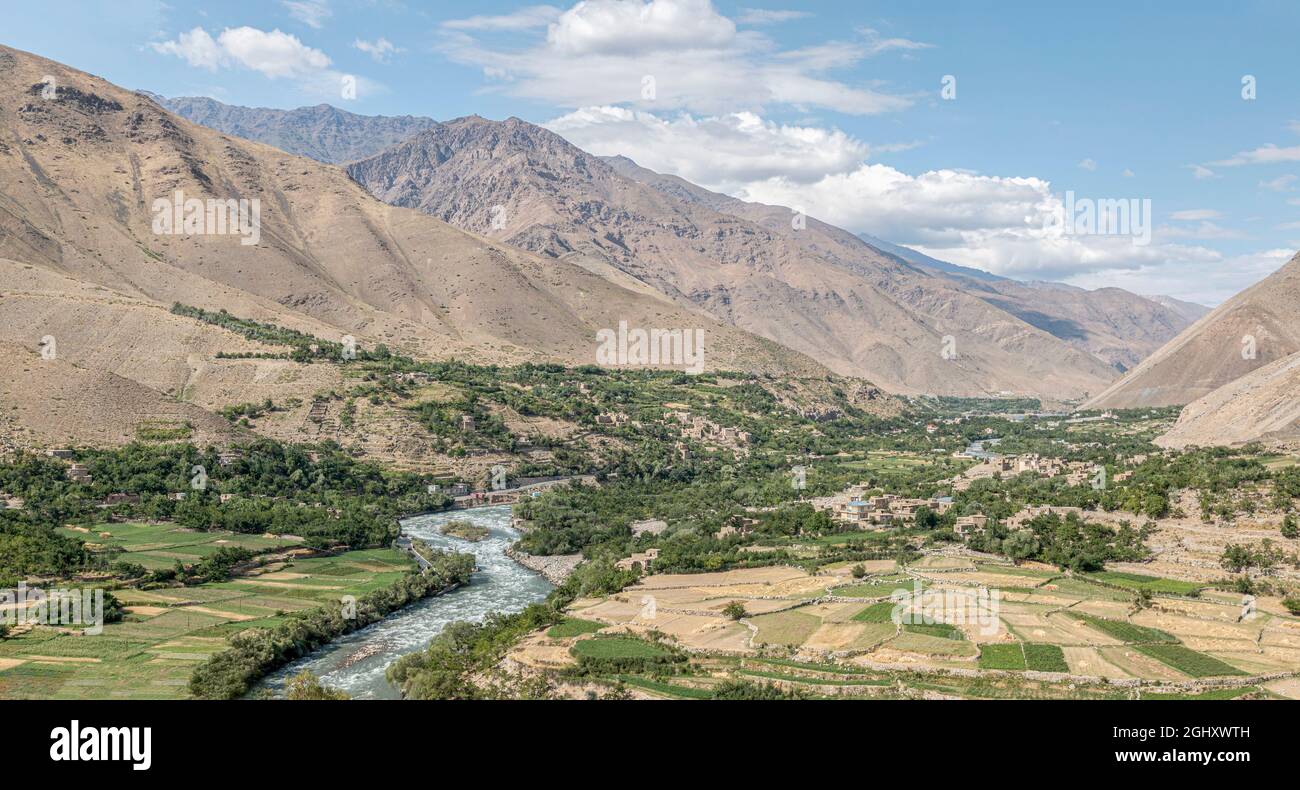 Mountain scenery panjshir valley hi-res stock photography and images ...