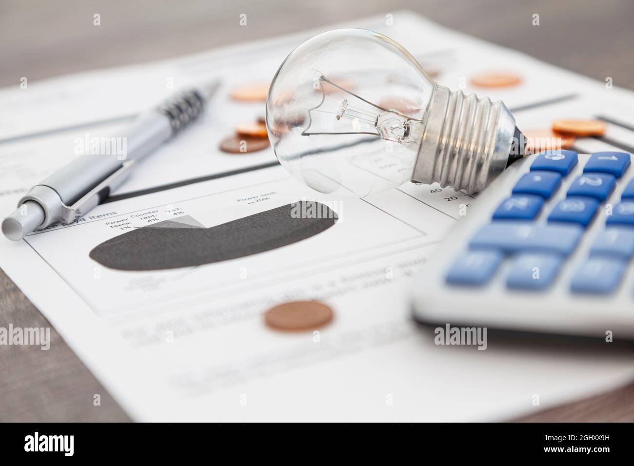 Electricity bill bulb hi-res stock photography and images - Alamy