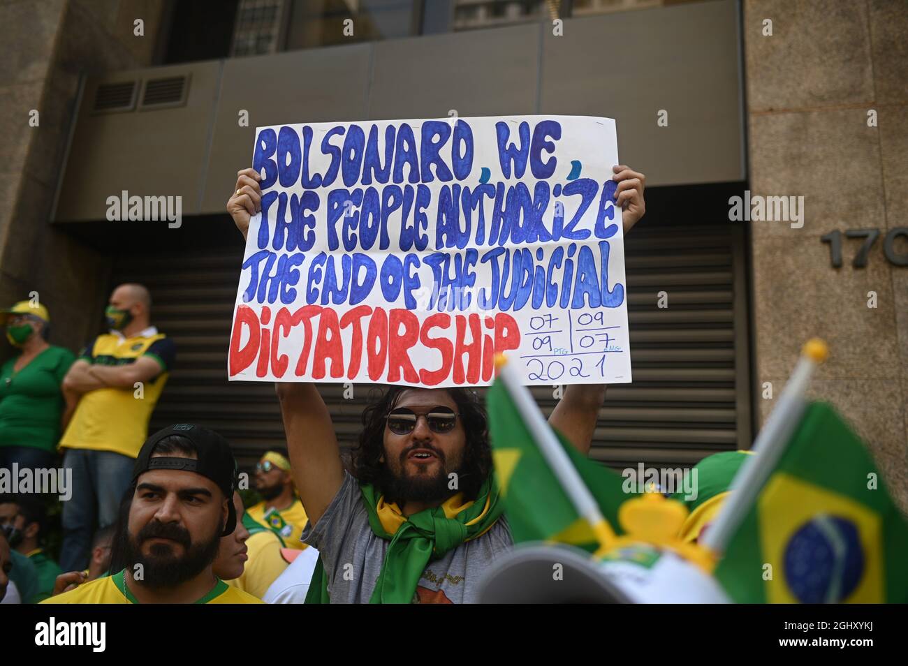 End of the dictatorship hi-res stock photography and images - Alamy