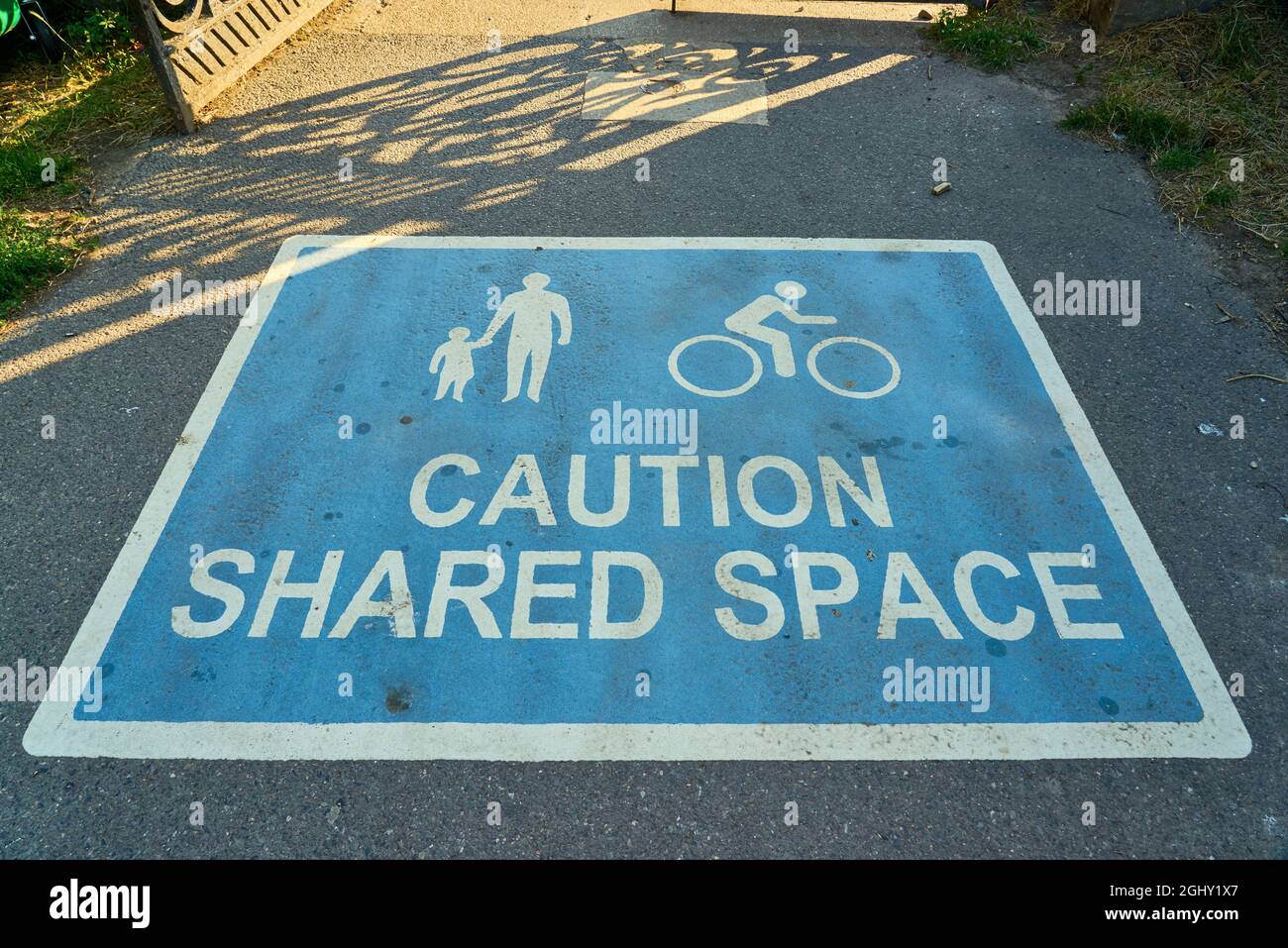 Shared ground space hi-res stock photography and images - Alamy