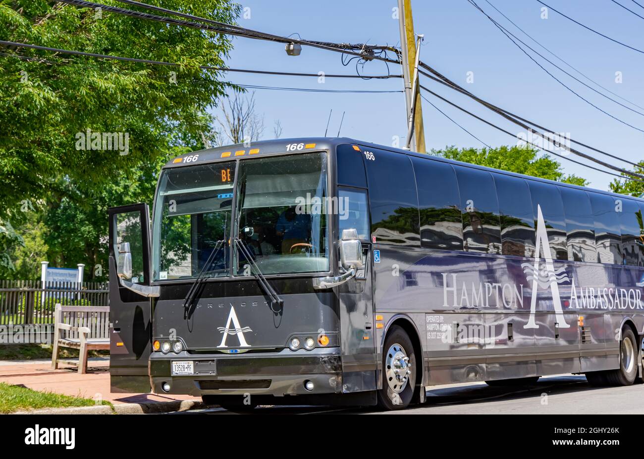 Hampton ambassador bus hi-res stock photography and images - Alamy