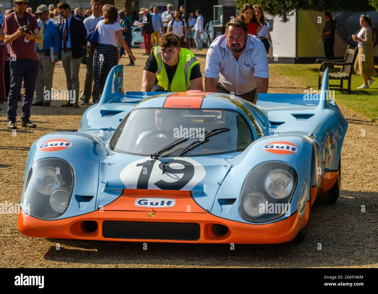 1969 Porsche 917K being pushed through Hampton Court Palace Gardens in ...