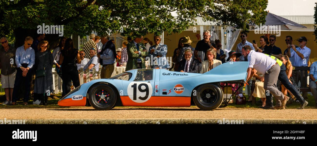 1969 Porsche 917K being pushed through Hampton Court Palace Gardens in ...
