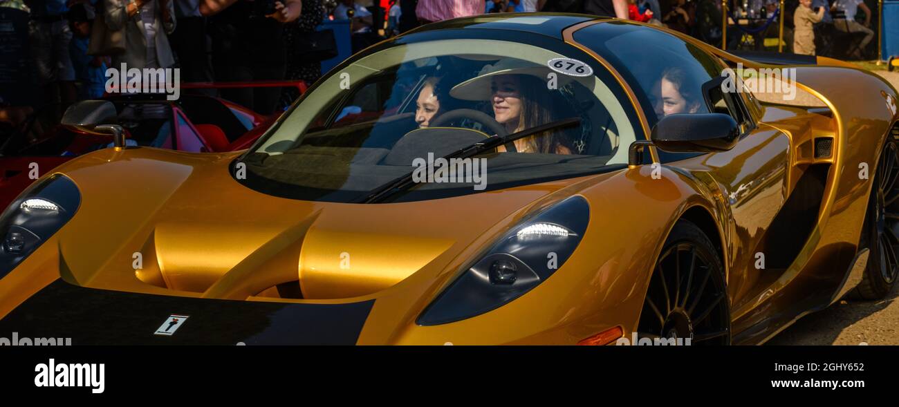 Cici Muldoon taking her 2021 Scuderia Cameron Glickenhaus 004S to ...
