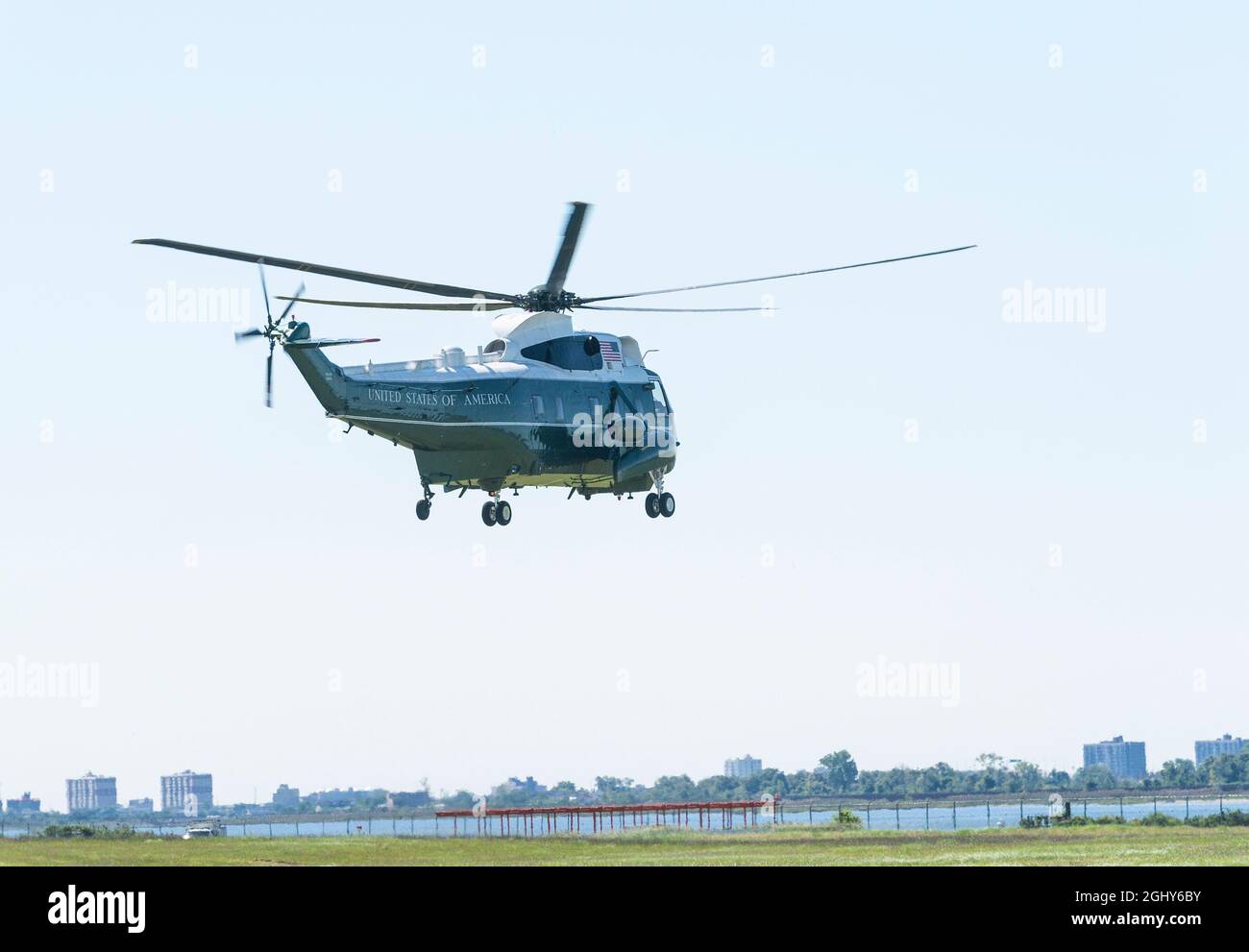 John f kennedy jr helicopter hi-res stock photography and images - Alamy