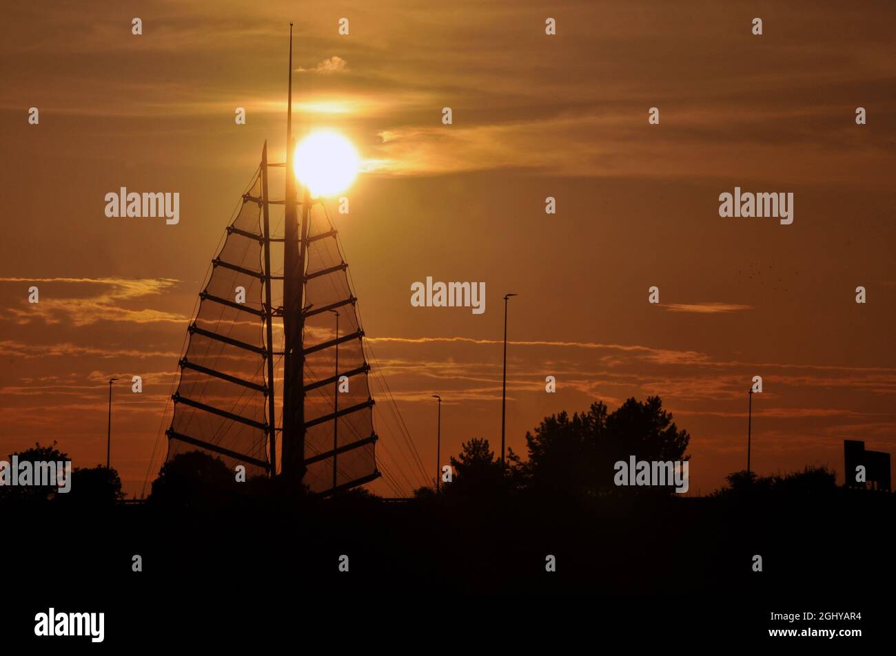 THE TRIMAST, SAILS OF THE SOUTH THE GATEWAY TO PORTSMOUTH ON THE M275 ...